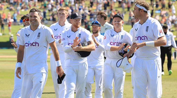 Remarkable! Anderson becomes number one Test bowler at 40 Remarkable! Anderson becomes number one Test bowler at 40