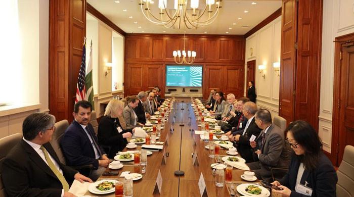 Role of business community vital to boost Pak-US trade ties: Naveed Qamar