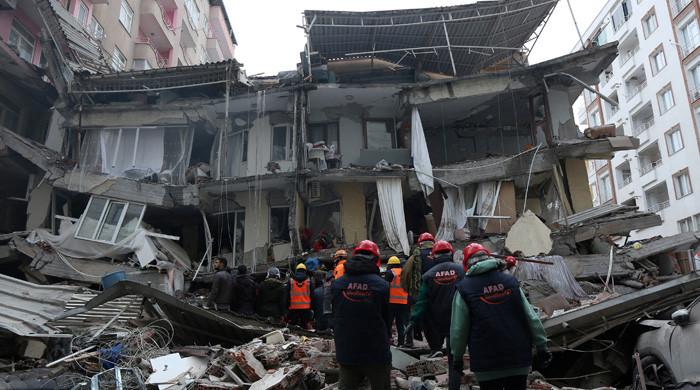 One killed in new Turkey quake, 69 injured as buildings collapse