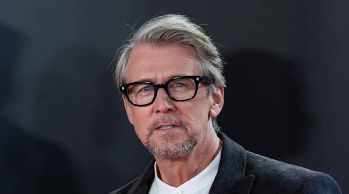 Succession star Alan Ruck shares his thoughts on co-star Jeremy Strong ...