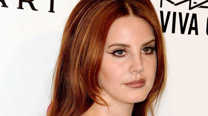 Lana Del Rey achieves her sixth No. 1 album Lana Del Rey achieves her sixth No. 1 album