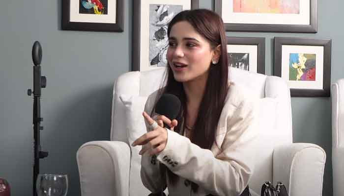 Aima Baig reveals she was once asked out on a date by 72-year-old man