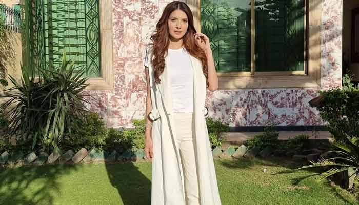 Actress Saeeda Imtiaz ‘alive and well’, says manager