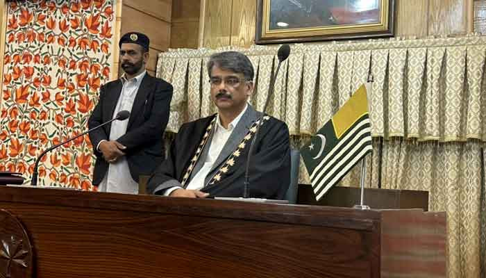 PDM-backed PTI forward bloc leader elected unopposed as AJK PM