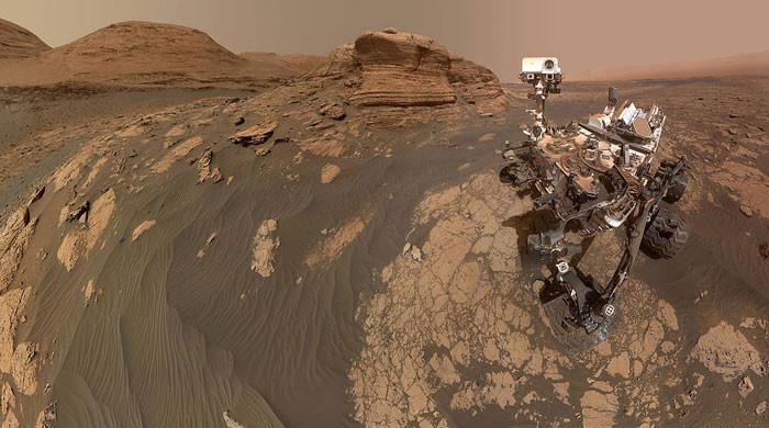 China's Zhurong rover discovers signs of water on Mars