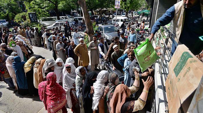 Inflation surges to record high, exacerbating masses' misery