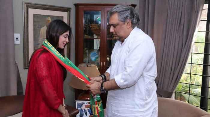 This Pakistani actress joins PTI