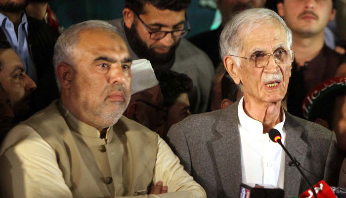 After Parvez Elahi’s arrest, PTI’s Asad Qaiser, Pervez Khattak ‘go missing’