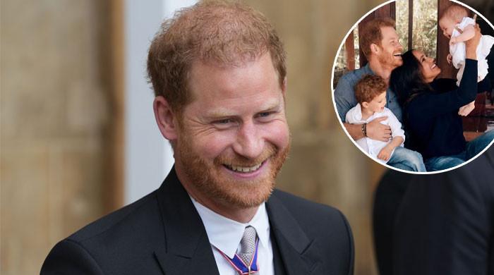 Prince Harry jokes about sharing evidence before taking witness stand