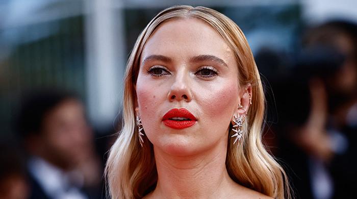 Scarlett Johansson shares her thoughts on WGA strike at Asteroid City ...