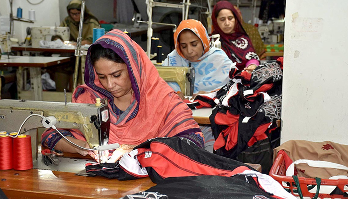 Pakistan's textile exports register fall for 8th straight month