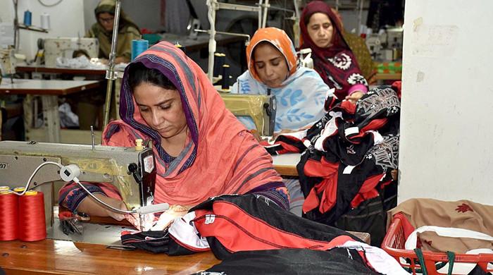 Pakistan's textile exports register fall for 8th straight month
