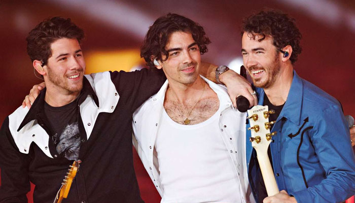 Kevin, Joe, Nick Jonas NOT fighting over 'The Album' sales, confirms rep