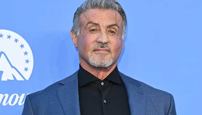 Snoop Dogg thinks Sylvester Stallone looks like a female school teacher Snoop Dogg thinks Sylvester Stallone looks like a female school teacher