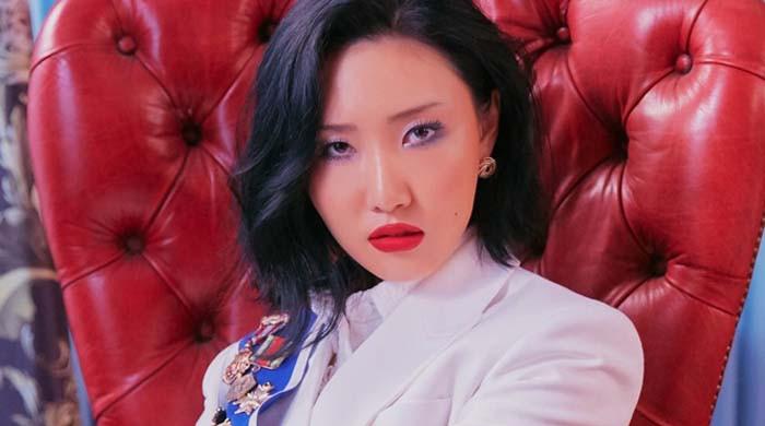 K-pop group MAMAMOO’s Hwasa signs with new agency