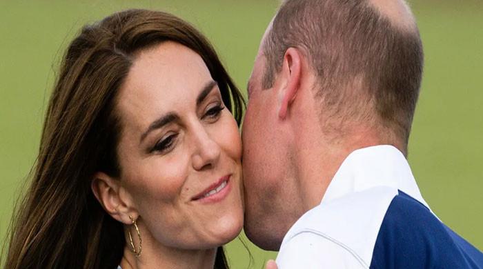 Prince William, Kate Middleton showed 'real connection' with PDA-filled ...