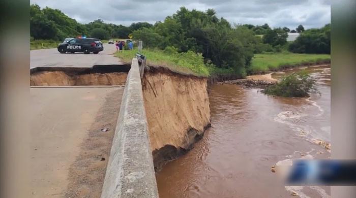 Severe storms lash Oklahoma City, wash out bridge