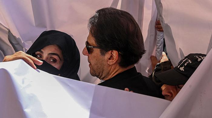Court issues notice to Imran Khan, wife Bushra Bibi in marriage case