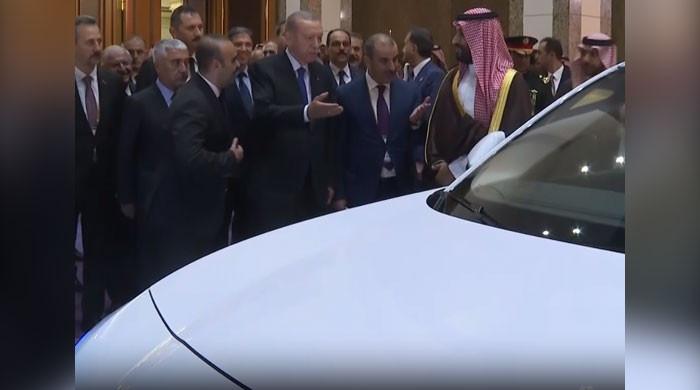 WATCH: President Erdogan gifts Turkish-made electric car to Saudi Crown ...