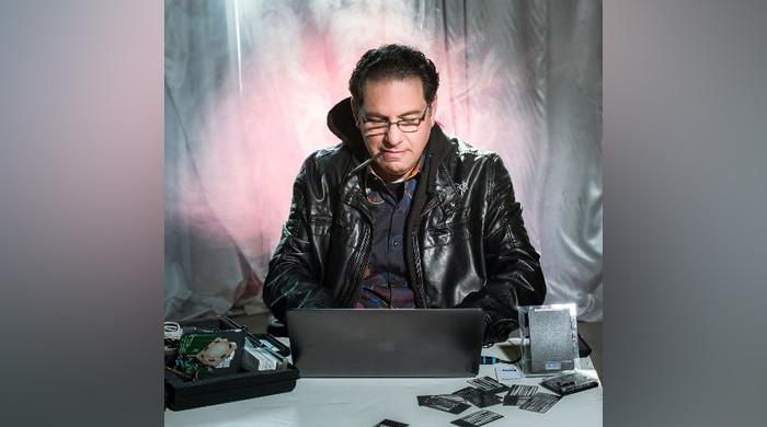 Once most-wanted cybercriminal, world's top hacker Kevin Mitnick passes ...
