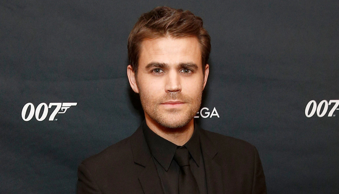 Vampire Diaries star Paul Wesley rocks stylish dark suit at Beverly ...