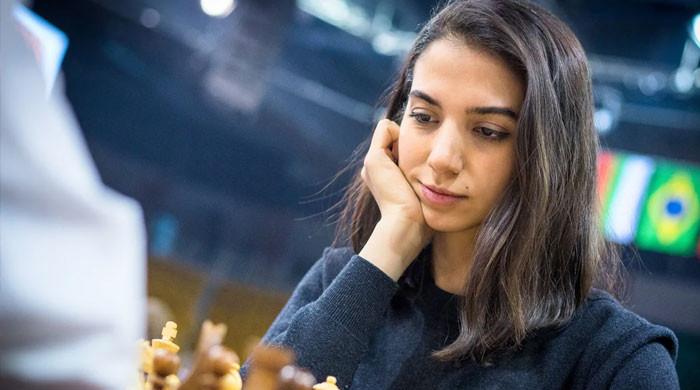 Iranian chess player receives Spanish nationality after hijab protest
