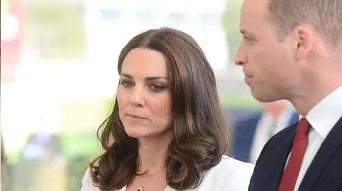 Kate Middleton 'threw pointed looks' at William during 'angry' event in ...