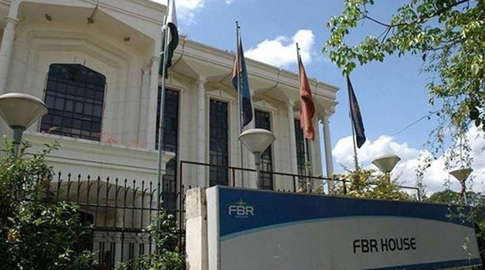 Search for new FBR chairman begins as govt deliberates over names