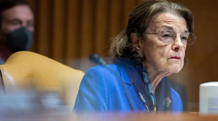 Why Senator Dianne Feinstein, 90, passed on power of attorney to daughter?