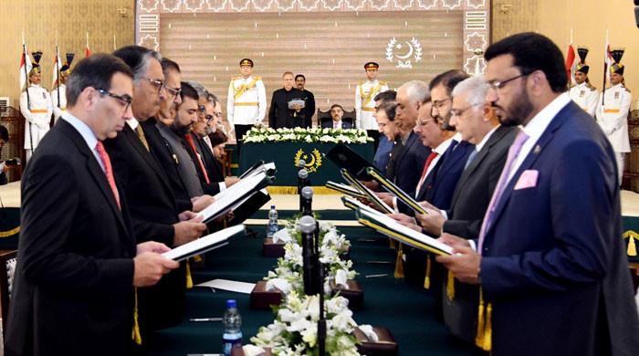 Caretaker cabinet of PM Anwaar-ul-Haq Kakar sworn in