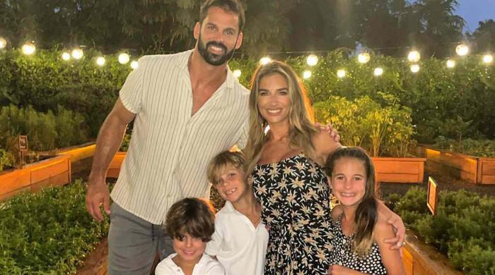 Jessie James Decker announces pregnancy with blissful video