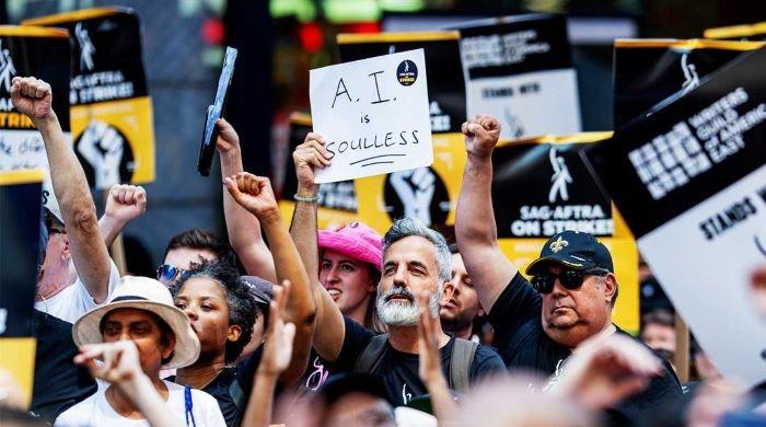 WGA strikes deal to end months-long strike with AMPTP