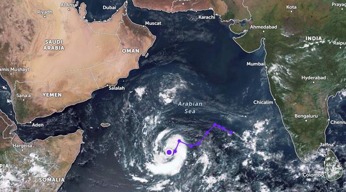 Met office detects strong weather system developing southwest of Karachi