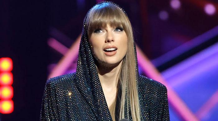 Taylor Swift makes Swifties 'scared' from one onstage move