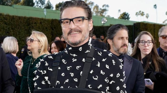 Why Pedro Pascal was wearing a sling at Golden Globes 2024?