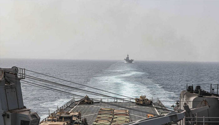 US ship hit by missile off Yemen in Gulf of Aden amid airstrikes on Houthis