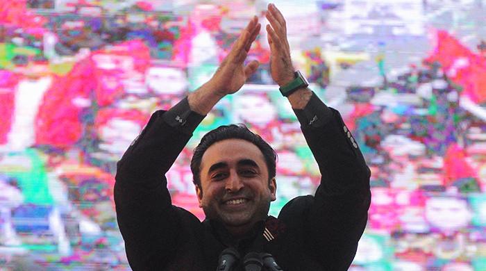Bilawal wants PTI supporters to vote for PPP in 'lion-arrow' election ...