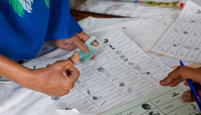 ECP announces by-election schedule for vacant seats