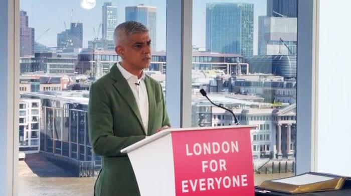 Mayor Sadiq Khan thanks Londoners for electing Pakistani immigrant's ...