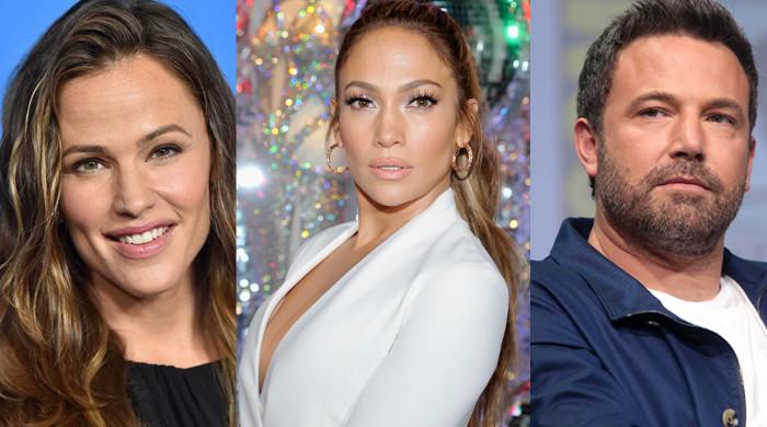 Jennifer Lopez joins Ben Affleck, Jennifer Garner at son's graduation