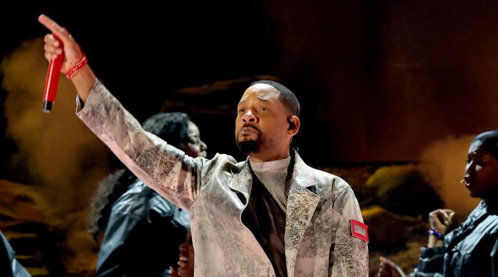 Will Smith gives electrifying performance of new song ‘You Can Make It ...