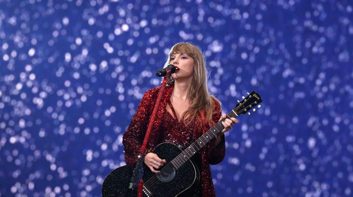 Eras Tour: Taylor Swifts sings secret song for Travis Kelce after '16 ...