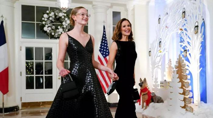Ben Affleck, Jennifer Garner daughter Violet gives powerful speech on ...