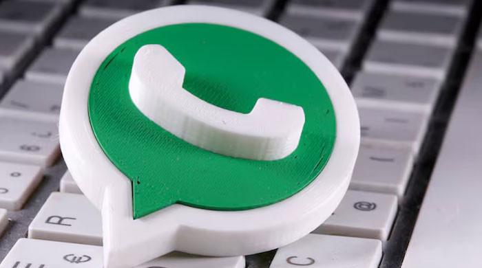 WhatsApp set to unveil community group chat icons for iOS users