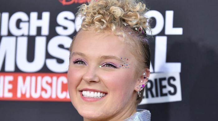 JoJo Siwa becomes only person to beat Taylor Swift in surprising category