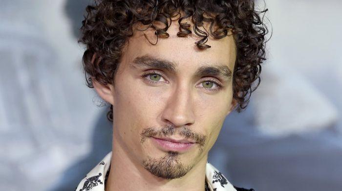 'The Umbrella Academy' star Robert Sheehan was 'buried alive' on finale set