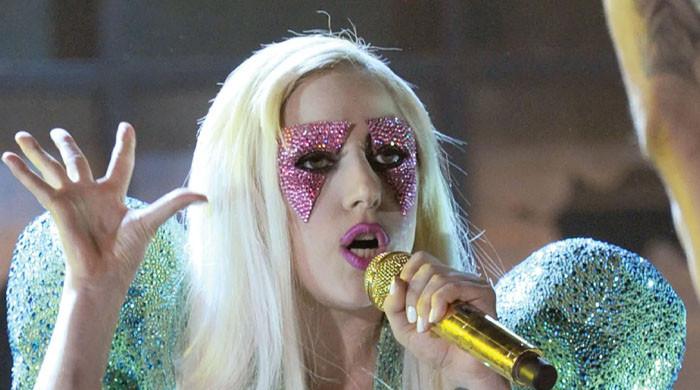 Lady Gaga leaves fans awestruck with dramatic new look