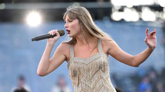 Taylor Swift makes 'Florida' debut at London 'Eras Tour' with a surprise