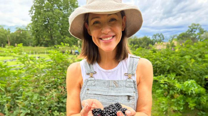 Jennifer Garner treats fans to hilarious farming encounters on national ...