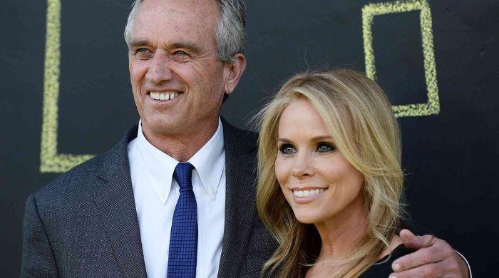 Robert F. Kennedy Jr. looks loved-up with Cheryl Hines amid journalist ...